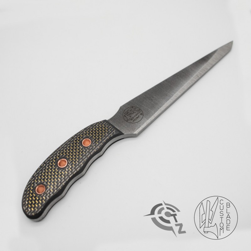 High end handmade quick draw knife